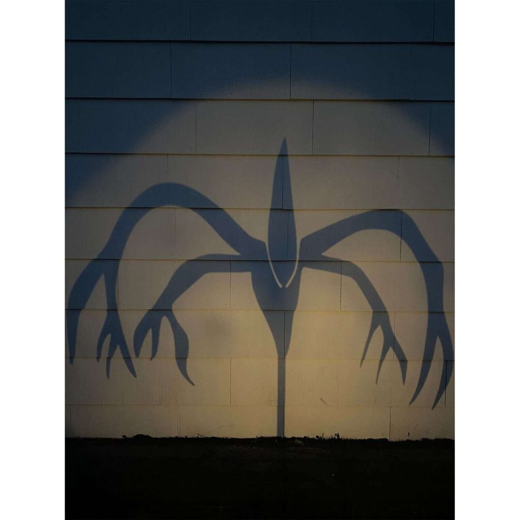 Halloween Horror Mind Flayer Garden Stakes, Shadow Caster silhouette ...