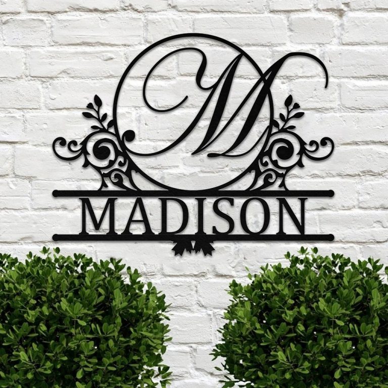 Personalized Family Name Monogram Sign Wreath Custom Monogram Initial ...