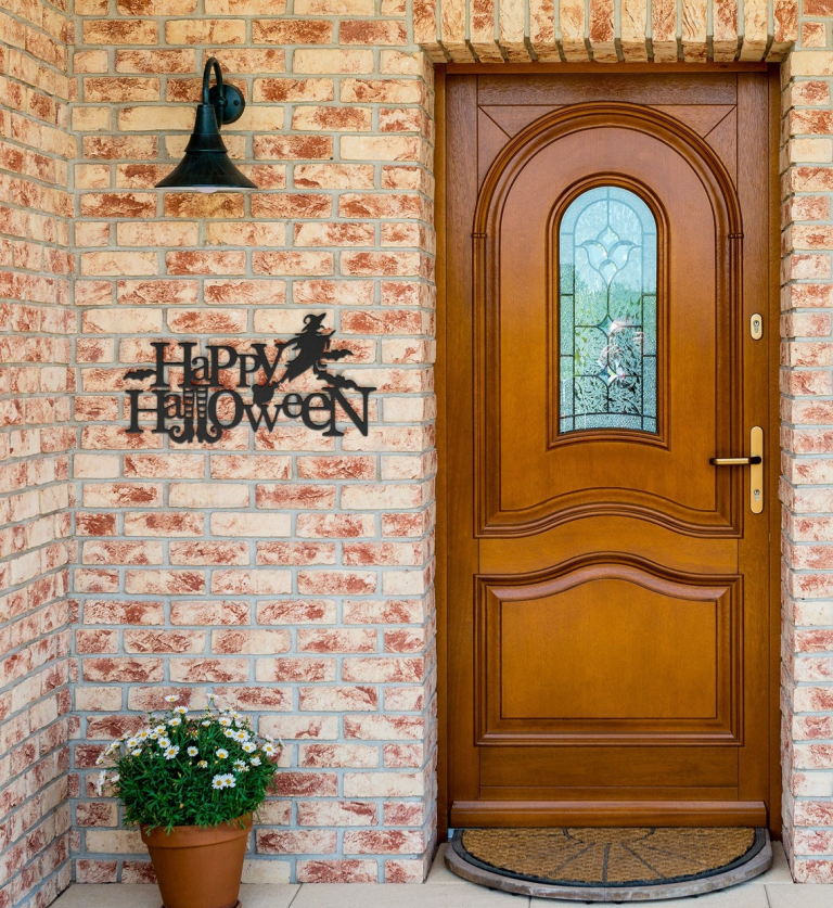 Trick Or Treat Metal Sign Scary Bat Signs Halloween Decoration for Home ...