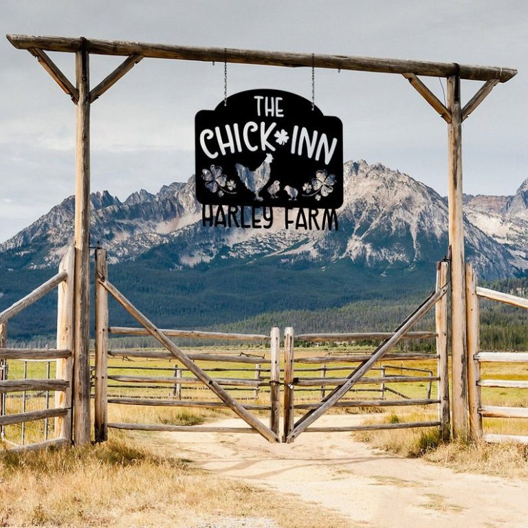DINOZOZO The Chick Inn Farm Welcome Farm Animals Custom Metal Signs ...