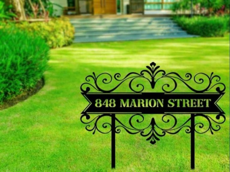 Why Quality Yard Sign Stakes Matter for Outdoor Advertising